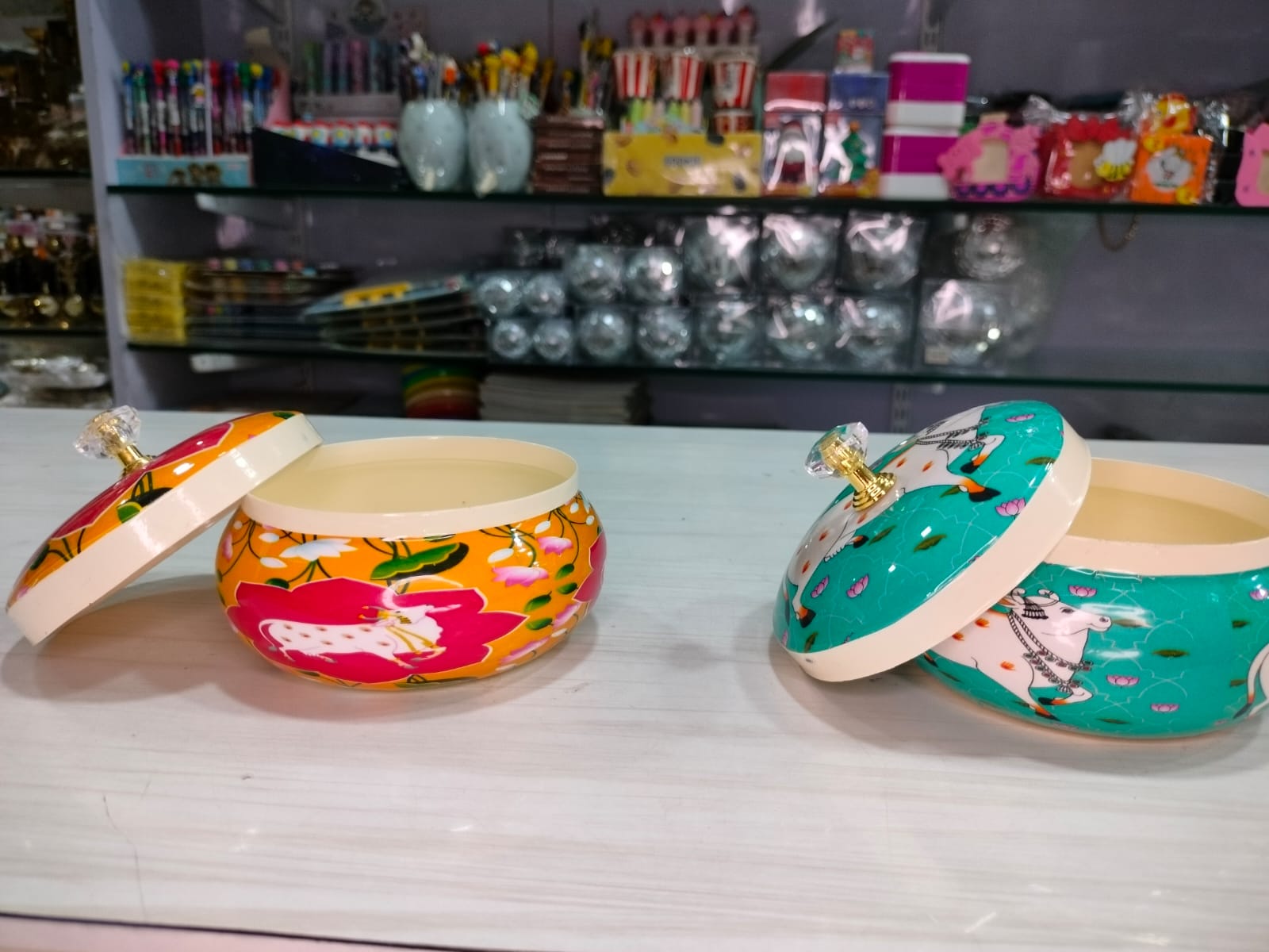 Pichwai Enamel Matka -(jar matki 592) – Vizag Party Shop